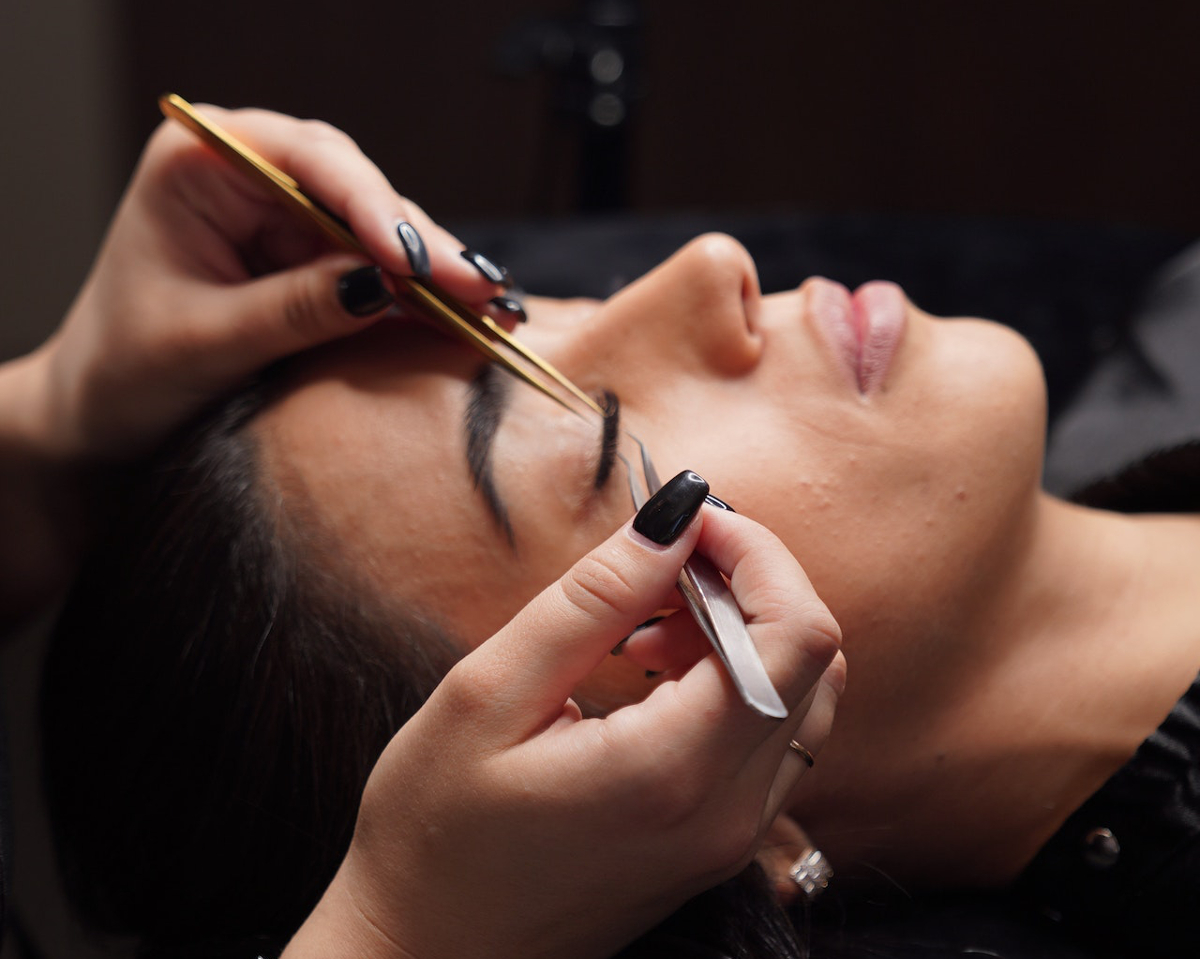 Comment bien entretenir une extension de cils